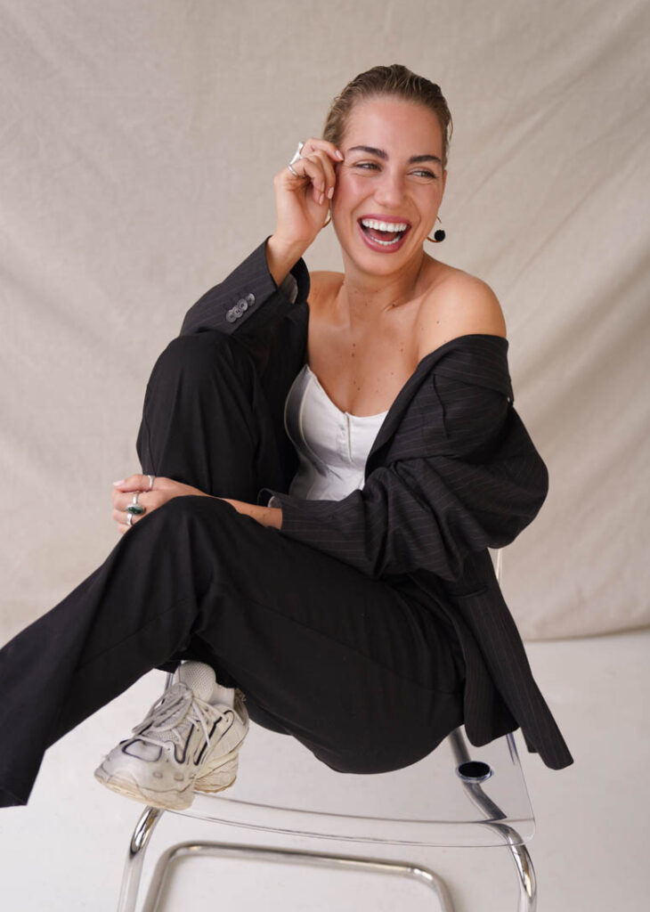 Dana – The Model Booker