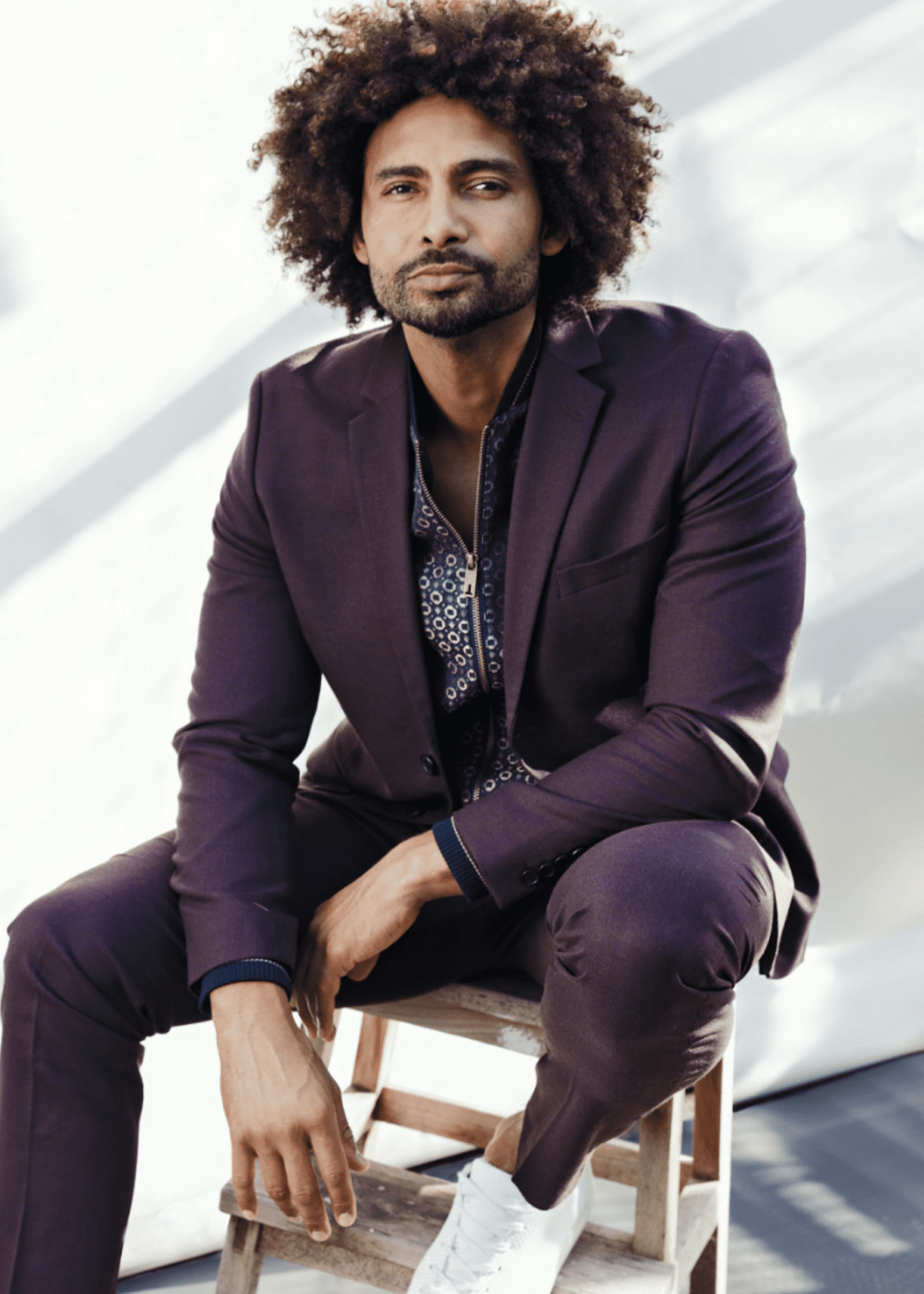 Robin – The Model Booker
