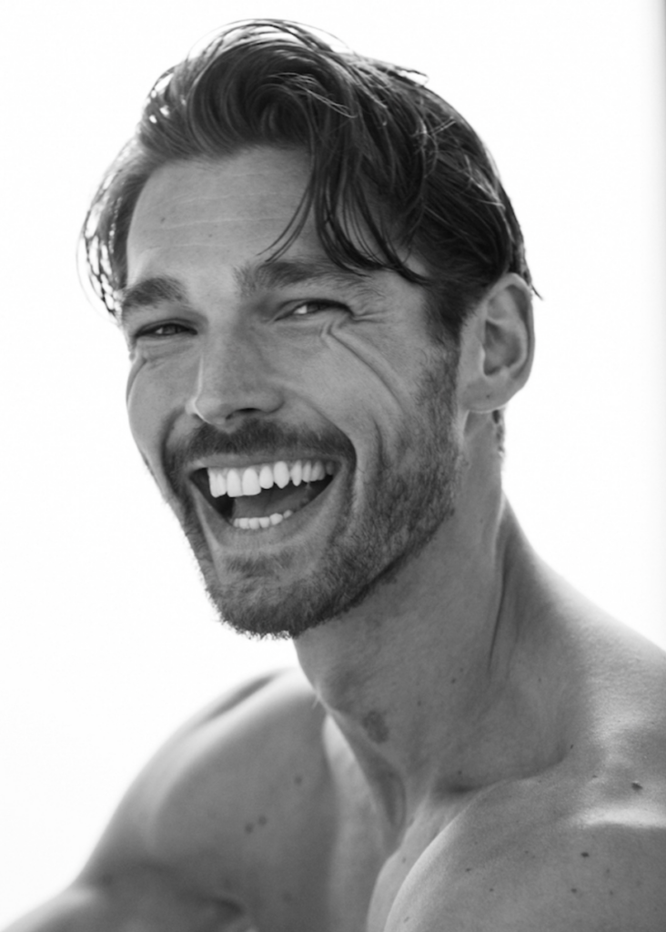 Sjak – The Model Booker