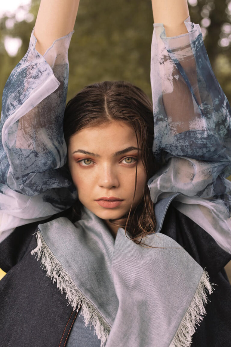 Eva R. – The Model Booker