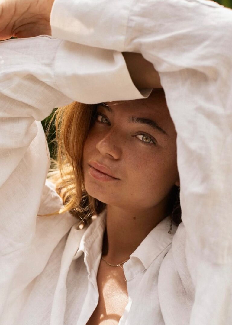 Eva R. – The Model Booker